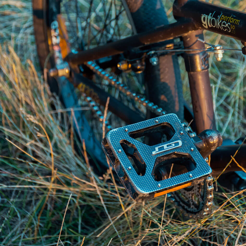 Boosting Performance with Lightweight Mountain Bike Pedals